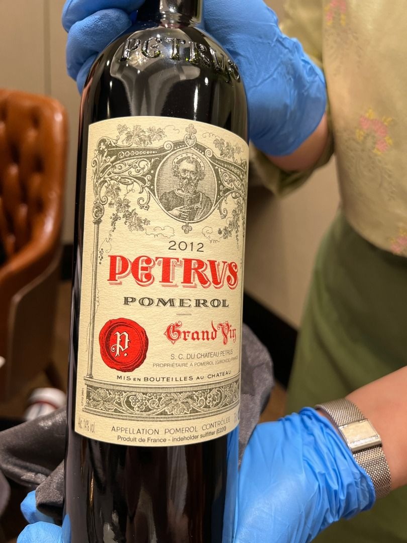 全港上門回收紅酒 Petrus 帕圖斯 波爾多酒王, 嘢食 & 嘢飲, 酒精飲料 - Carousell