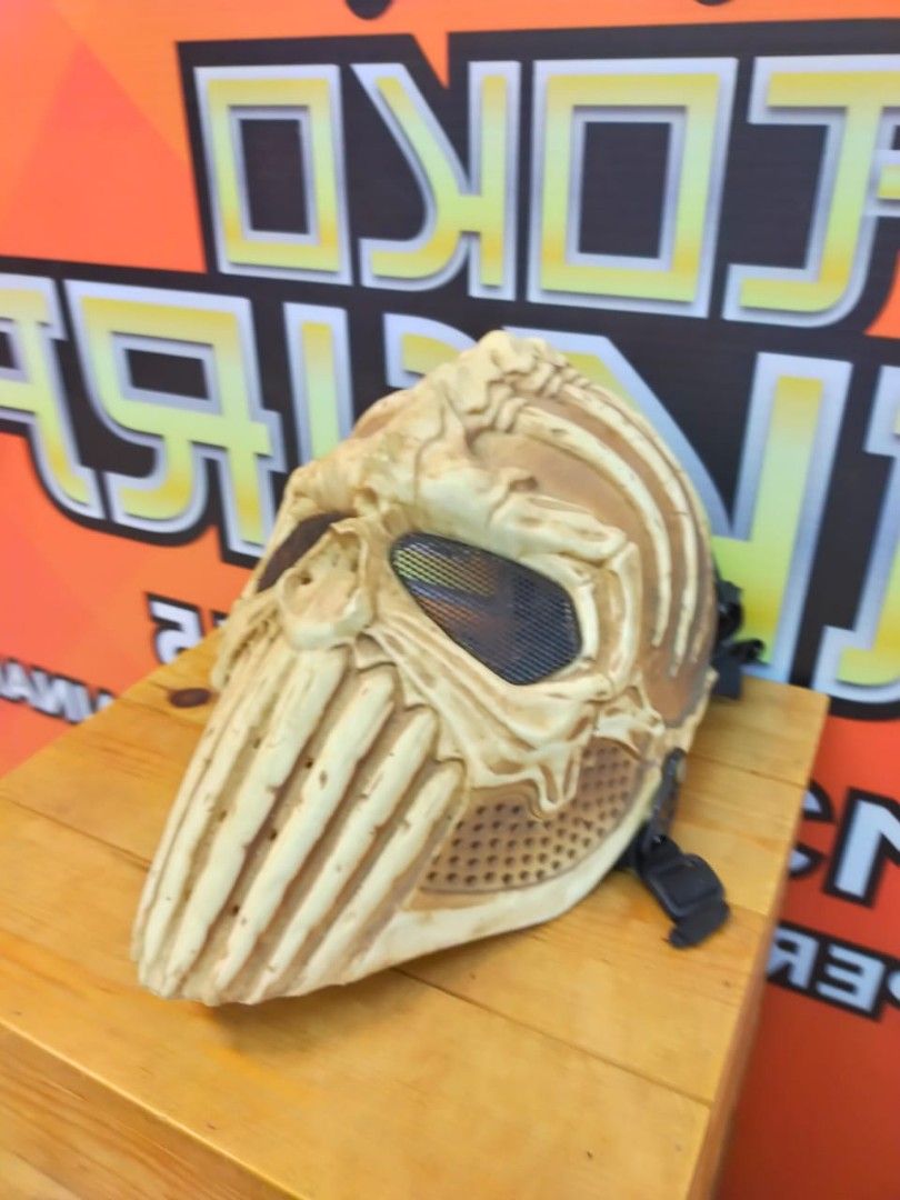 ACTION FIGURE MASK HELMET PELBAGAI JENIS SUPERHERO, Hobbies & Toys ...