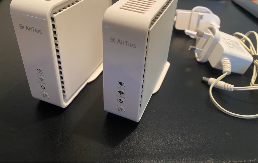 Airties 4930 wifi mesh router (one pair), Computers & Tech, Parts ...