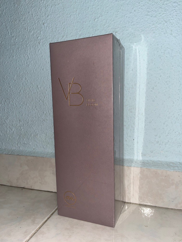 Akemi Uchi Vivid Bloom Reed Diffuser, Furniture & Home Living, Home ...