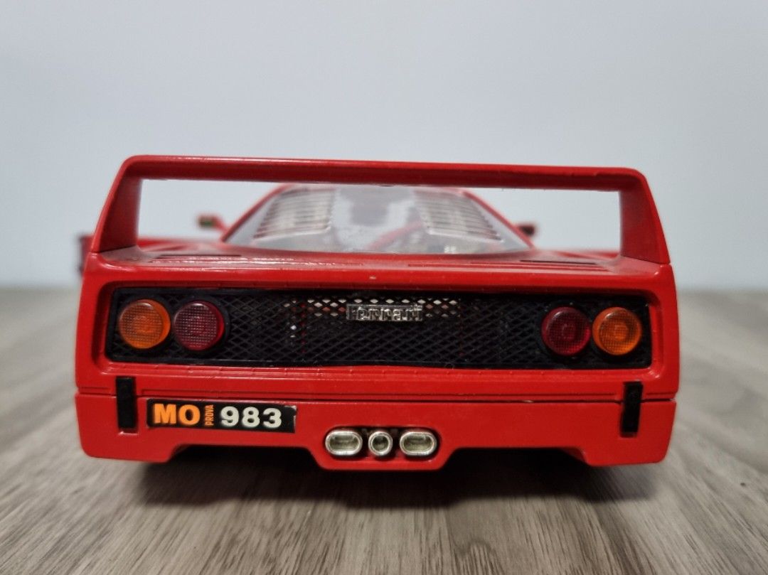 Ferrari F40 1987- Bburago 1/18 scale model car, Hobbies & Toys, Toys ...