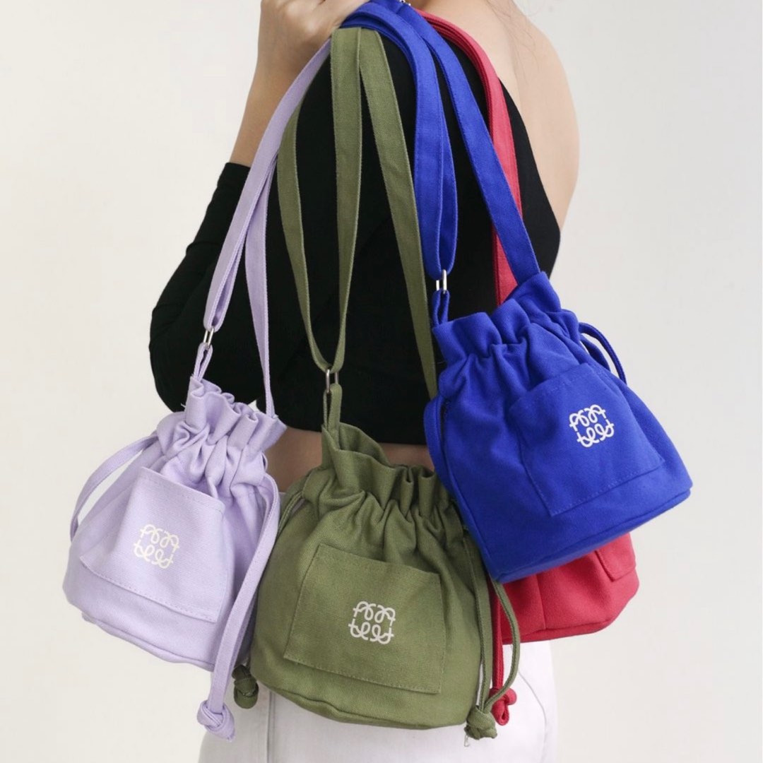 bn ttr froot loop bag 2.0, Women's Fashion, Bags & Wallets, Cross-body ...