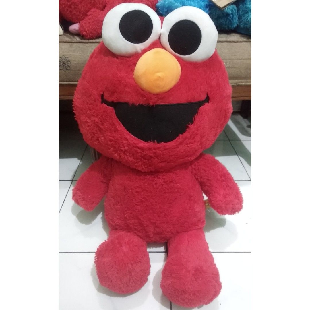 BONEKA JUMBO ELMO SESAME STREET, Toys & Collectibles, Mainan di Carousell
