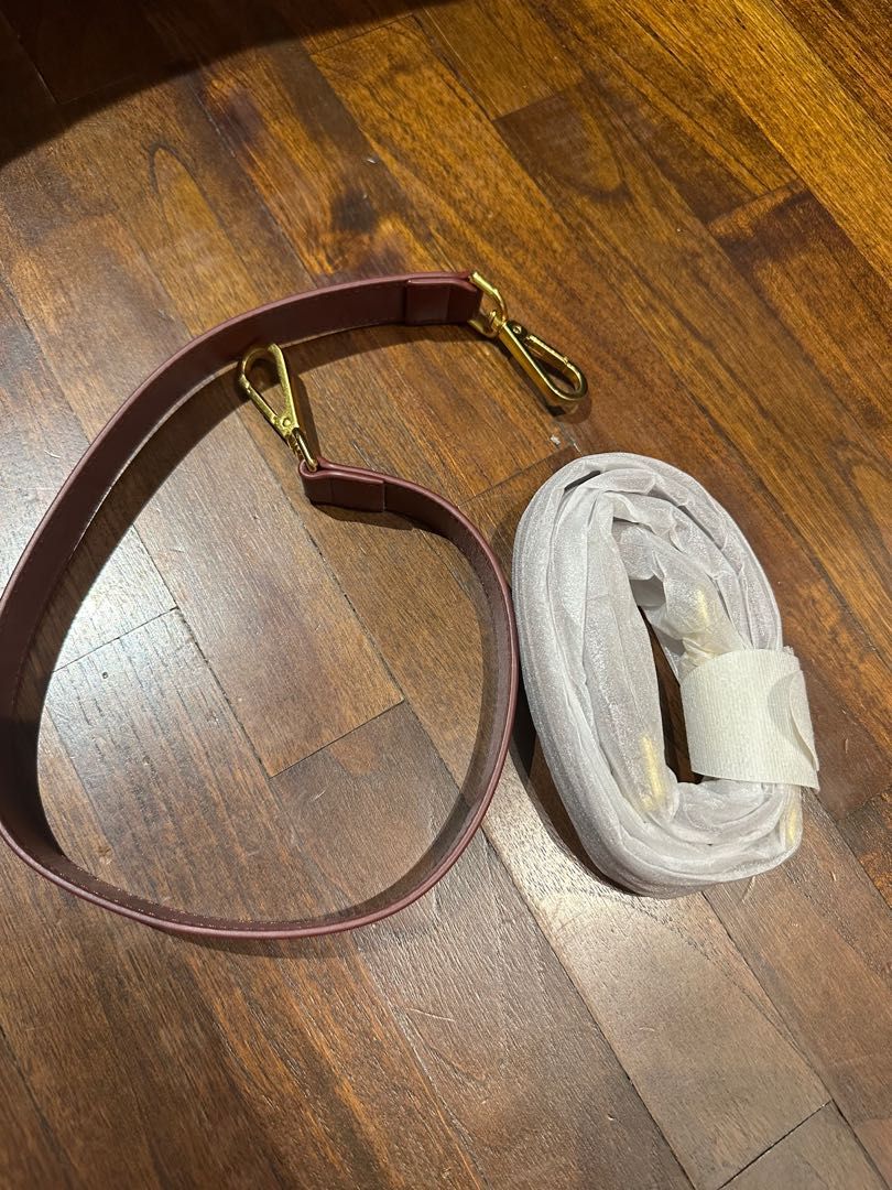 CFOB Red Russian Hatch, Luxury, Bags & Wallets on Carousell