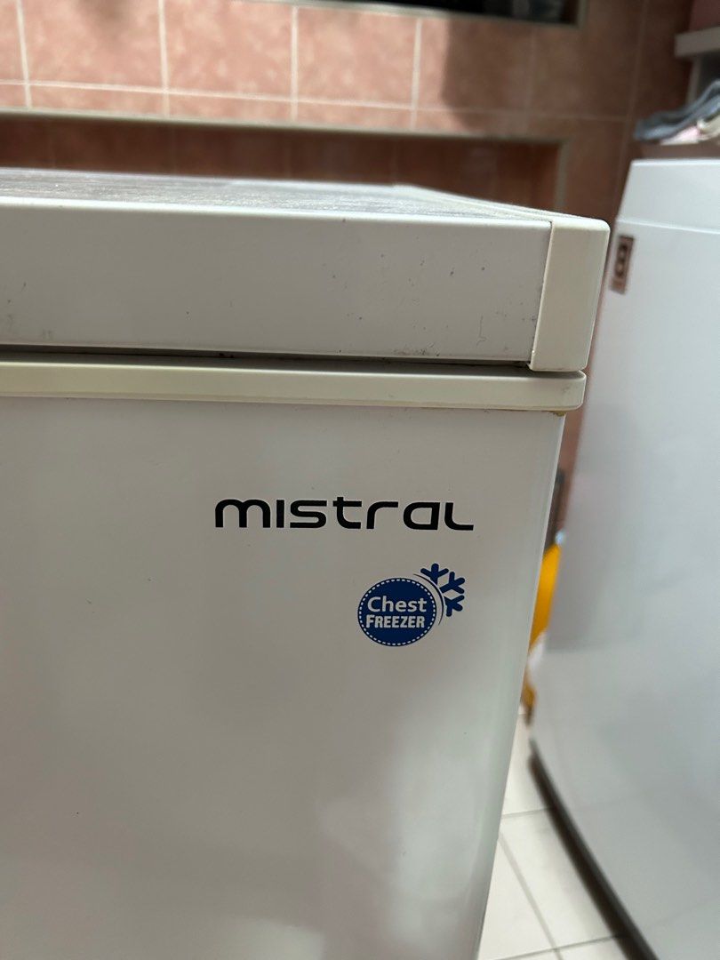 Mistral Chest Freezer 131L, TV & Home Appliances, Kitchen Appliances ...