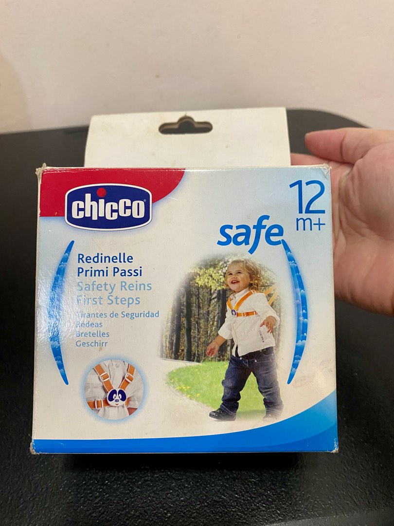 Chicco Safety Reins First Steps, Babies & Kids, Going Out, Other Babies Going Out Needs on Carousell