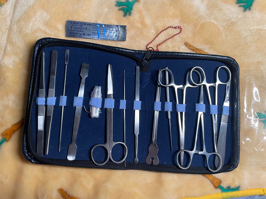 Dissecting Kit (Secheron), Everything Else, Others on Carousell