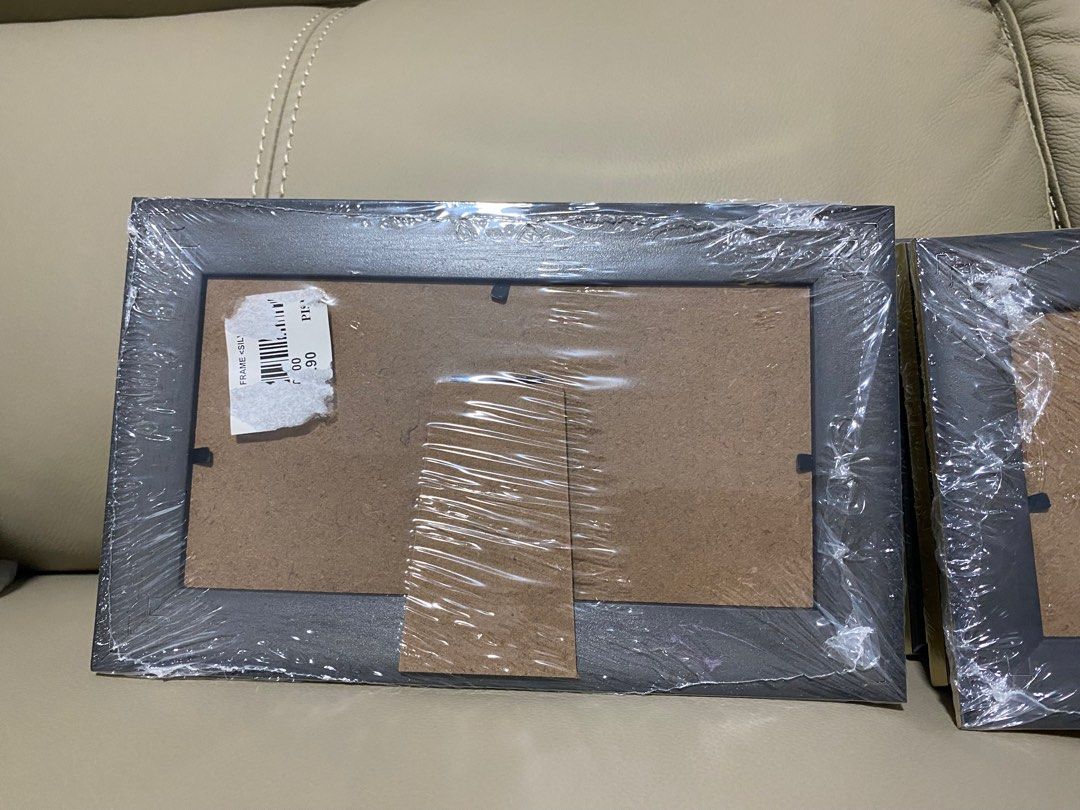 Dulang Hantaran: Cheque Frame, Everything Else on Carousell