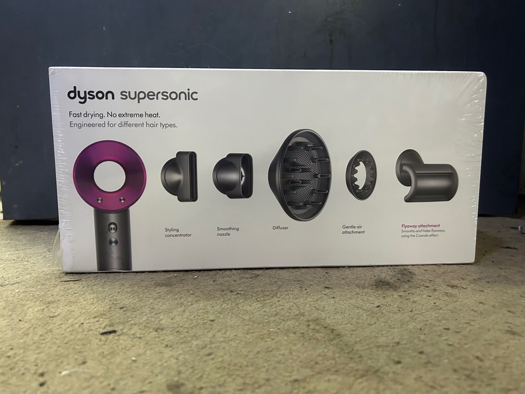 Dyson supersonic hairdryer with flyaway attachment Brand new!!! on ...