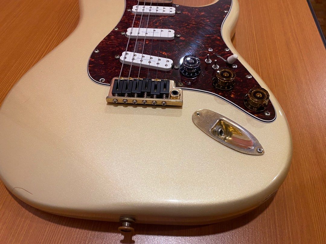 Fender-Warmoth Stratocaster Electric Guitar, Hobbies & Toys, Music ...