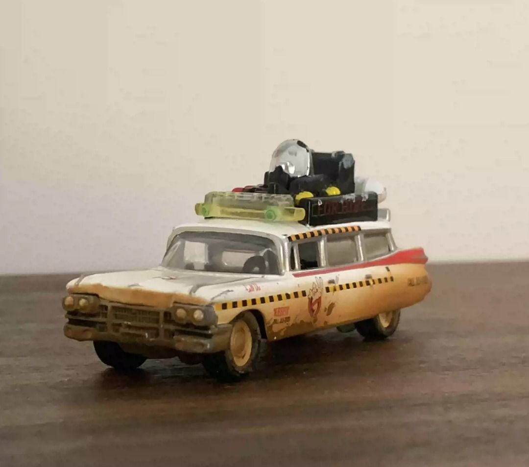 Ghostbusters 2 ECTO 1A • johnny lightning, Hobbies & Toys, Toys & Games ...