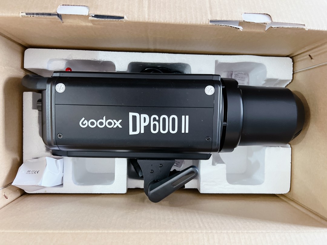 Godox DP600ii + stand + 95cm Octagonal soft light box, Photography ...