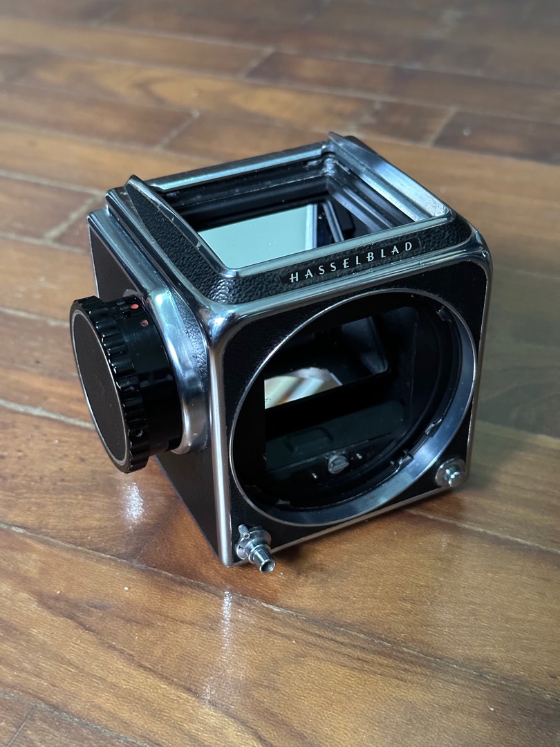 Hasselblad 500c body, Photography, Cameras on Carousell