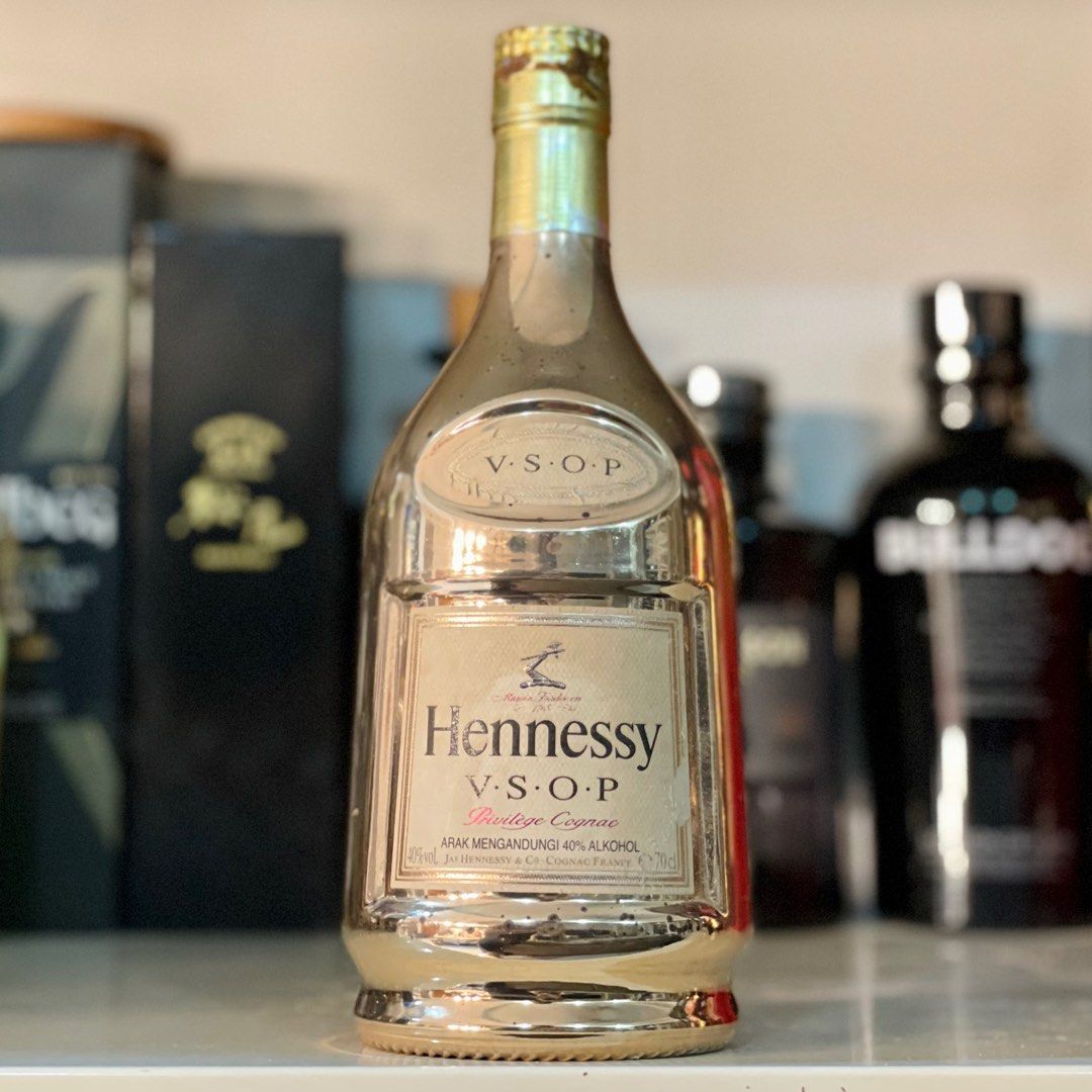 Hennessy VSOP Gold Special edition no box 700ml, Food & Drinks, Beverages on Carousell