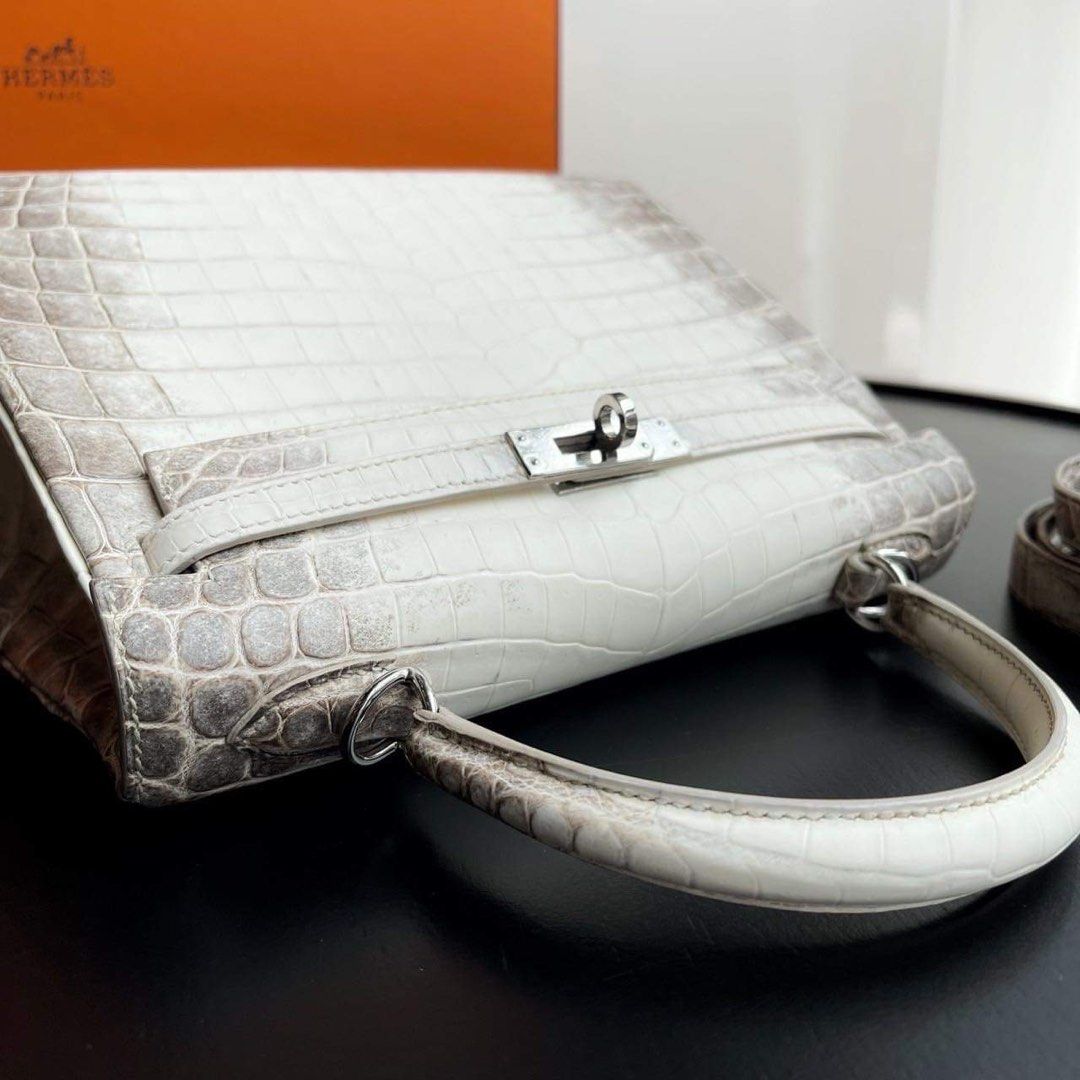 Himalayan Kelly 25, Luxury, Bags & Wallets on Carousell