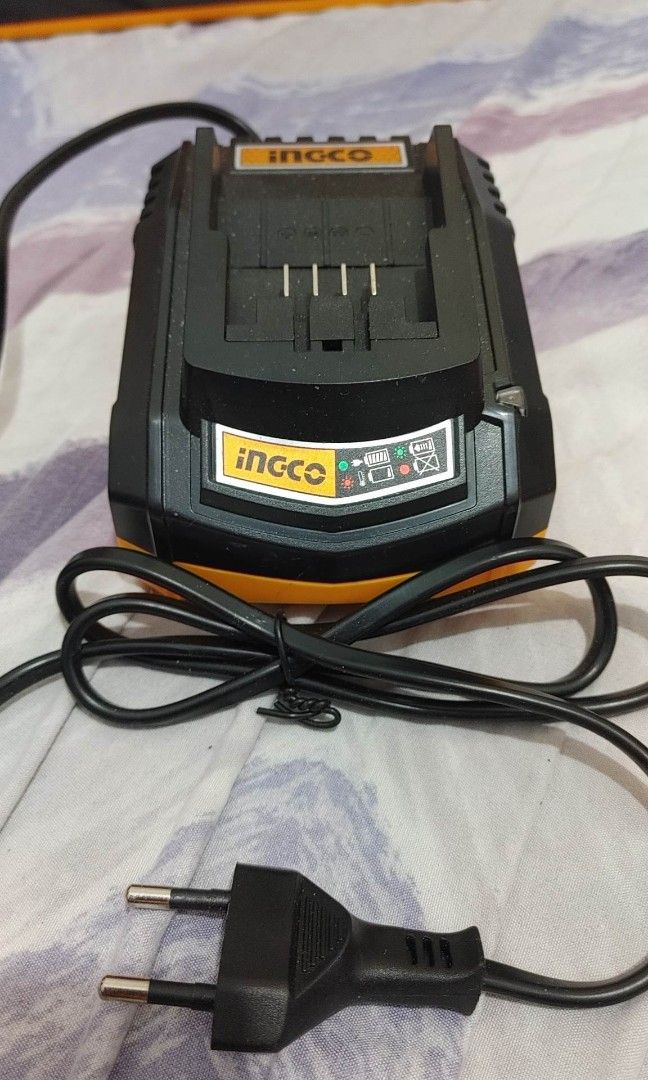 INGCO Li-Ion Cordless Vacuum Cleaner CVLI2001 with Battery and Charger ...