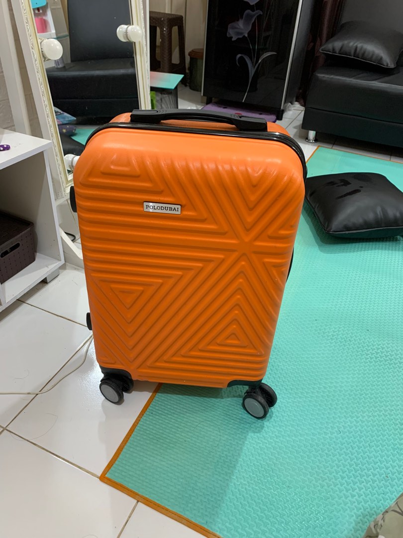 Koper polo, Barang Yang Dicari di Carousell