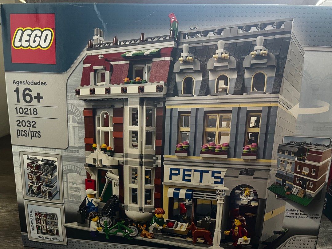 LEGO 10218 pet shop, Hobbies & Toys, Toys & Games on Carousell
