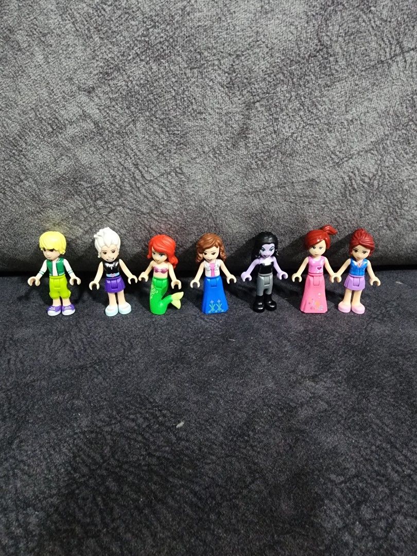 Lego Friends figures, Hobbies & Toys, Toys & Games on Carousell