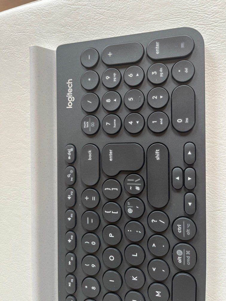 Logitech K780 Multi Device Wireless Keyboard Computers And Tech Parts And Accessories Computer