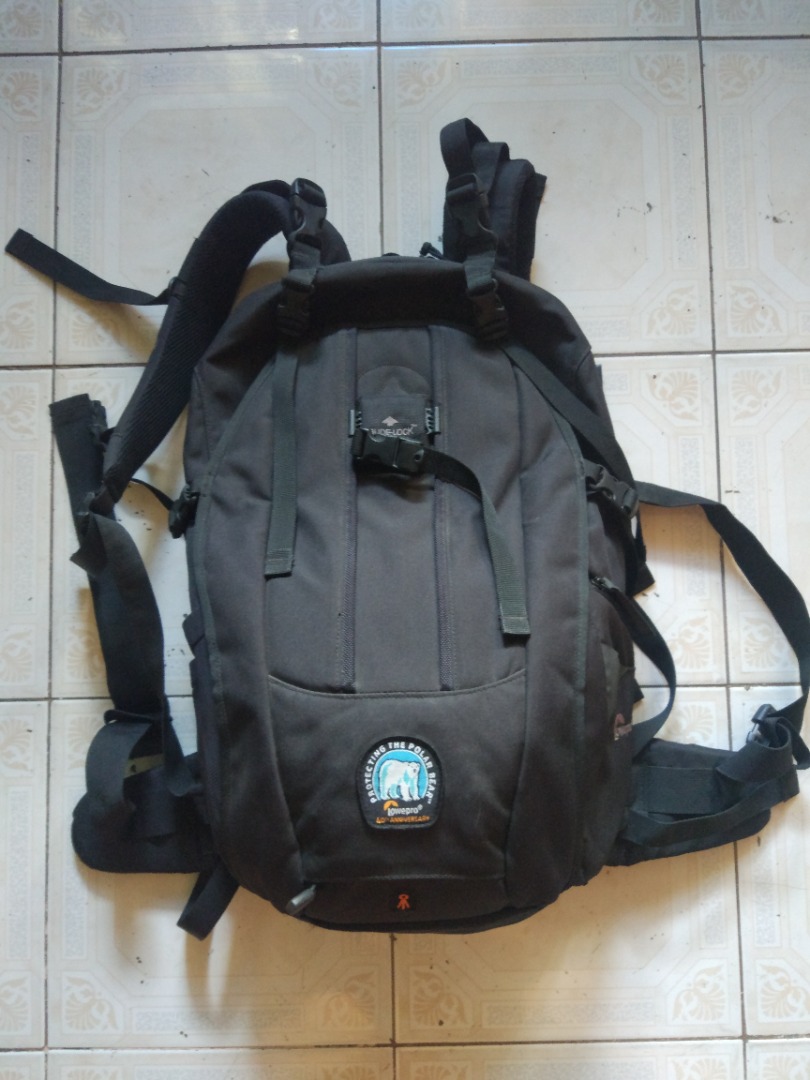 Lowepro Primus 40th Anniversary AW backpack on Carousell