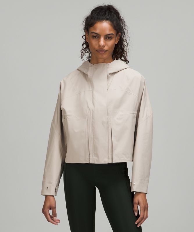 Lululemon Rain Chaser Jacket, Women's Fashion, Coats, Jackets and ...