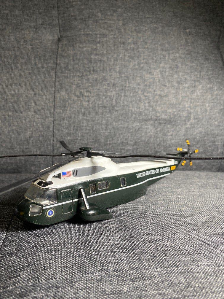 Marine One Presidential Helicopter VH-3D, Hobbies & Toys, Memorabilia ...