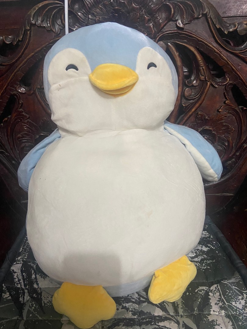 Miniso Lite Big Penguin, Hobbies & Toys, Toys & Games on Carousell