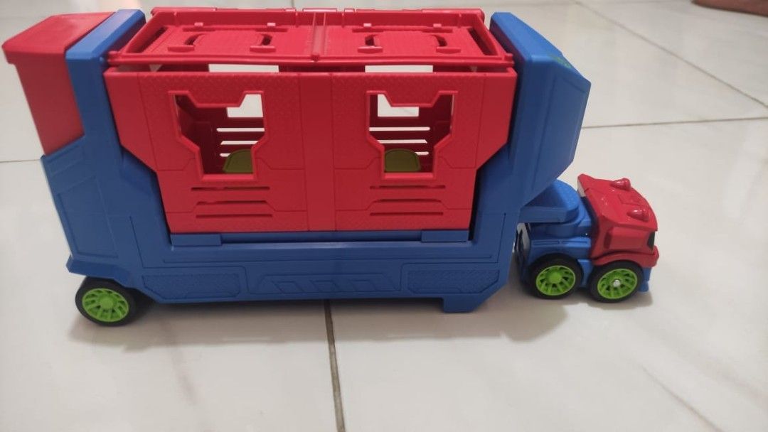 Mobil mobilan transformer, Toys & Collectibles, Mainan di Carousell