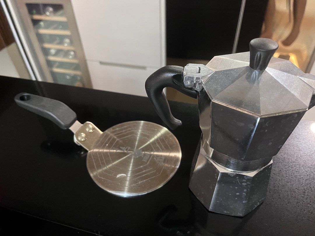 Moka Pot induction plate, TV & Home Appliances, Kitchen Appliances ...