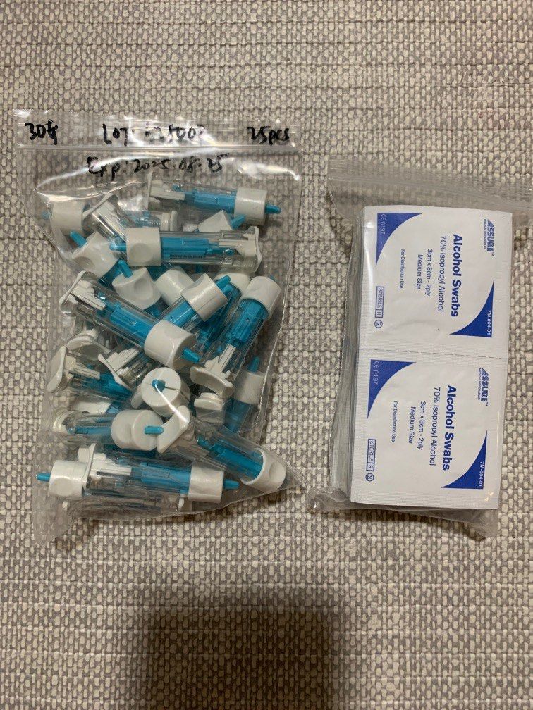 Needle for blood glucose daily checks, Health & Nutrition, Medical ...