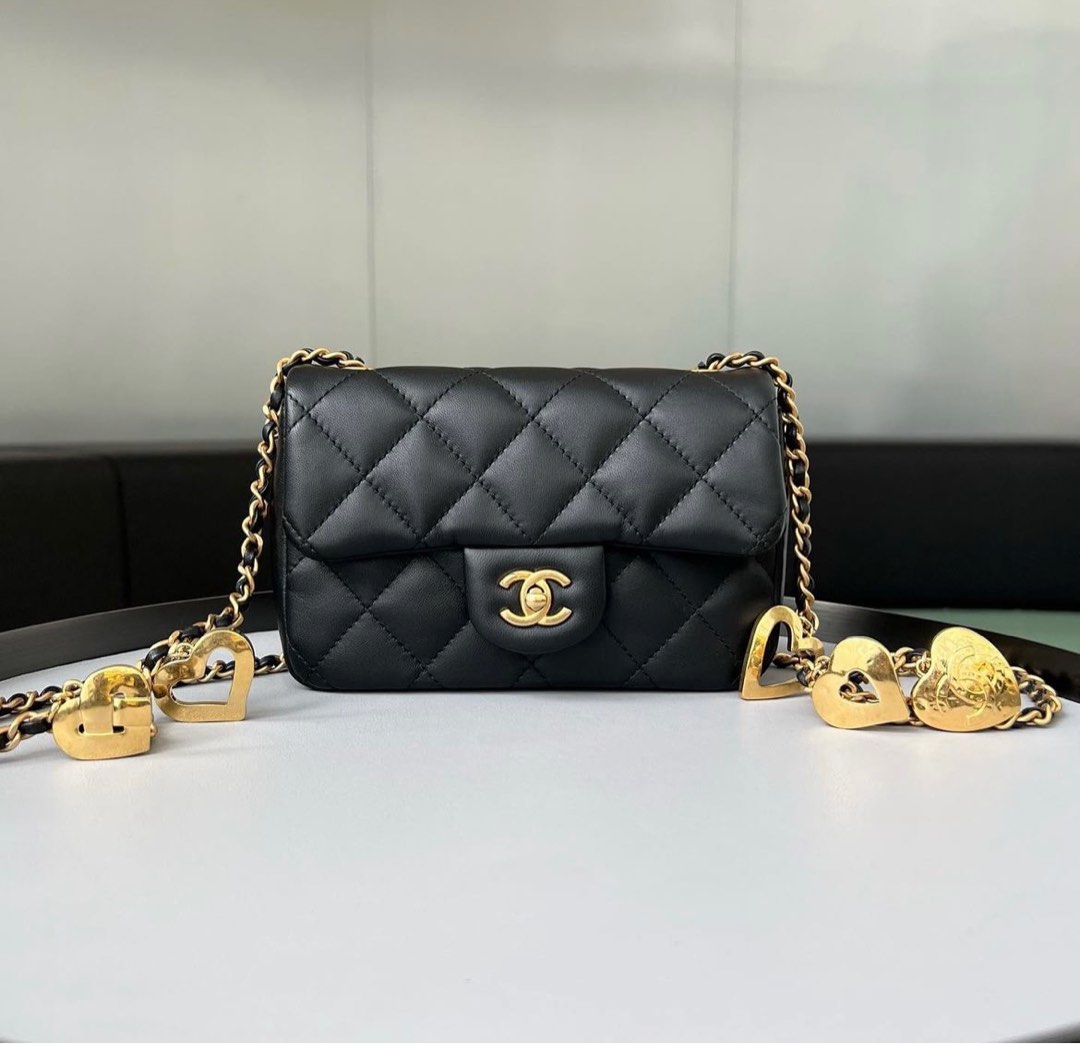 NEW Chanel 22B Open Hearts Flap Mini Lambskin Black / Ghw, Luxury, Bags ...