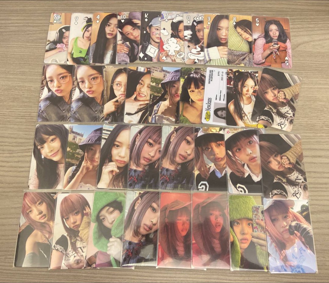 newjeans wts hanni Collection, Hobbies & Toys, Memorabilia ...