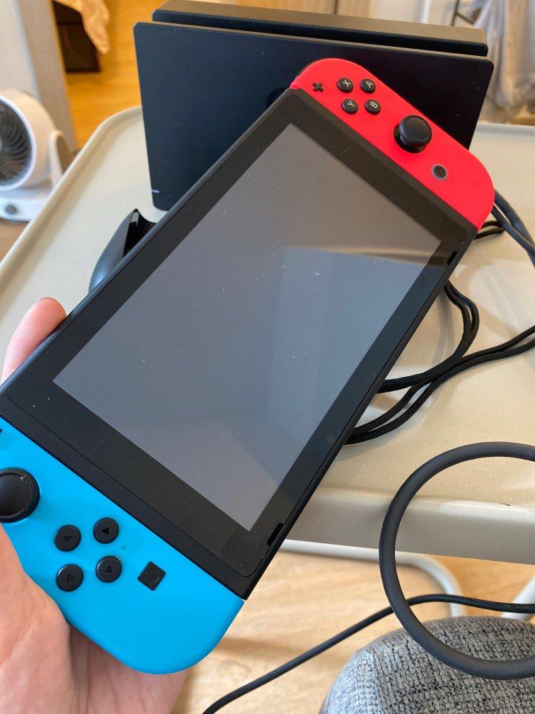 Nitendo switch v1, Video Gaming, Video Game Consoles, Nintendo on Carousell