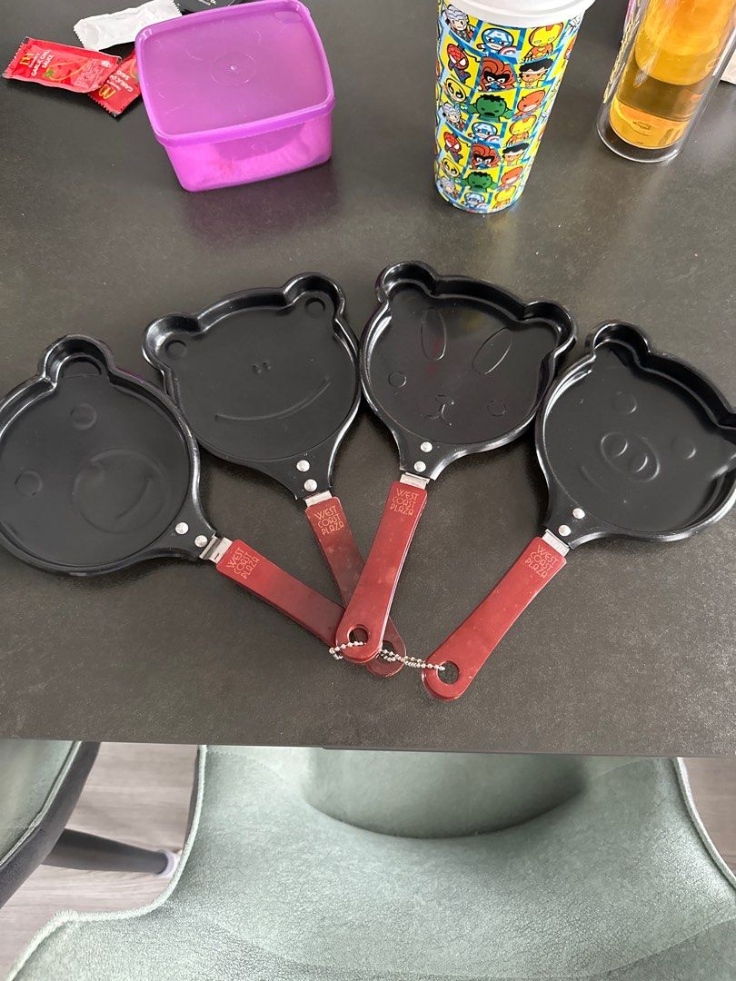 Pancake tray, Furniture & Home Living, Kitchenware & Tableware, Other ...