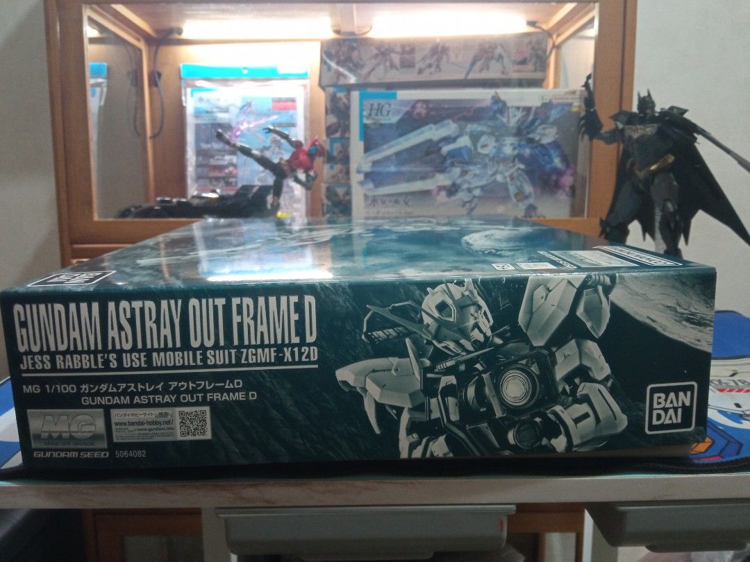 PBandai MG Gundam Astray Out Frame D, Hobbies & Toys, Toys & Games on ...