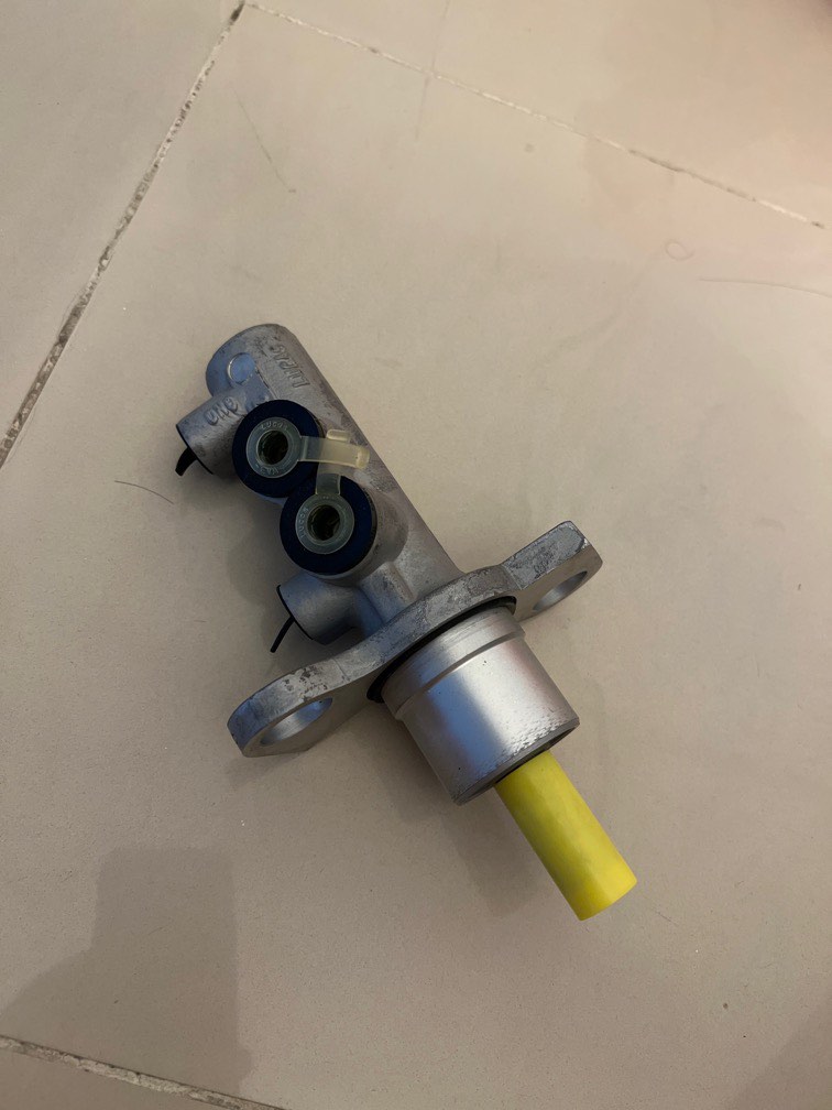 Porsche Brake Master Cylinder 99735591031 911 carrera gt3 997, Car ...