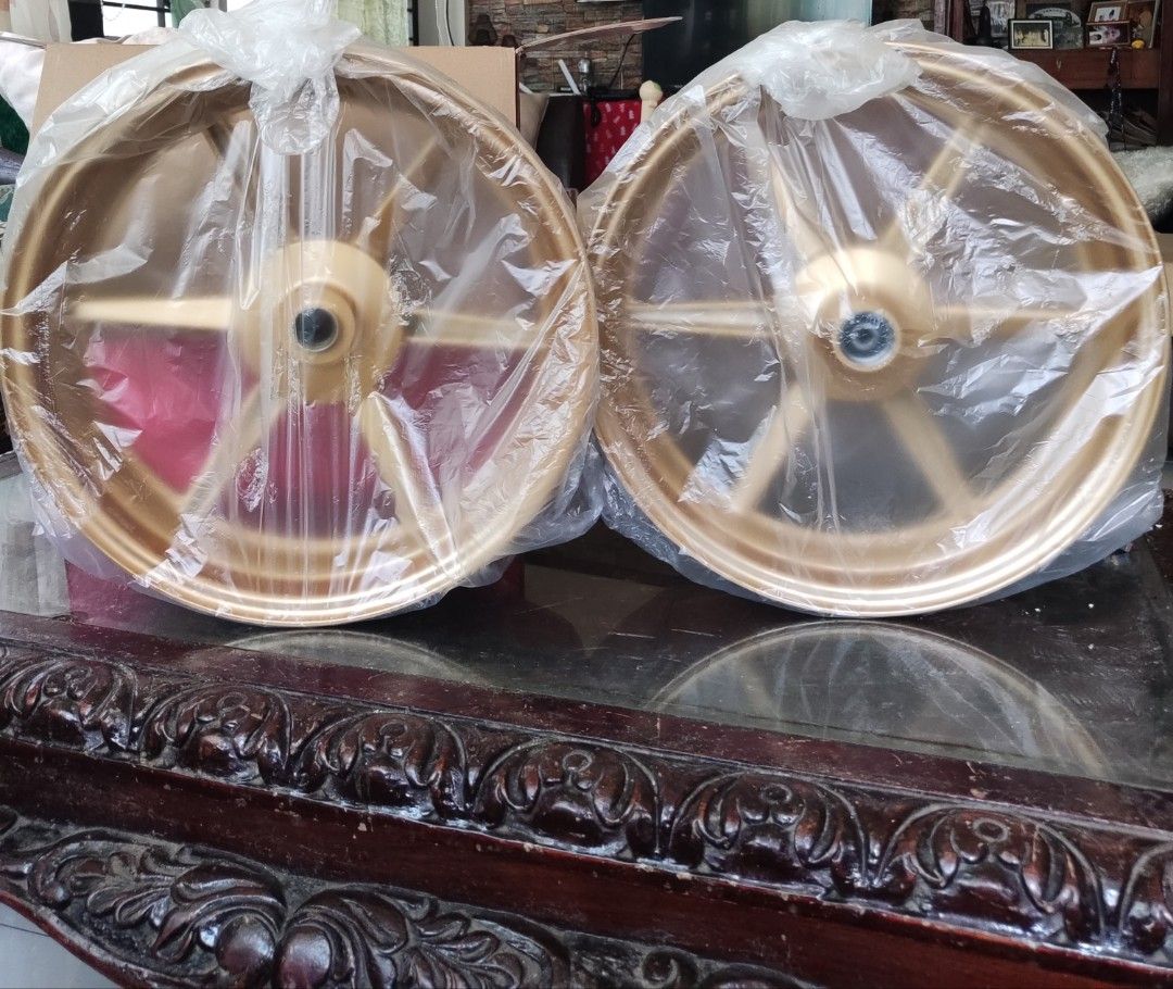 Racing boy mags for NMAX version 1 size 14s on Carousell