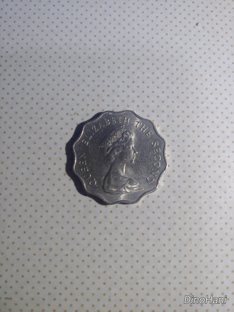 RARE 1982 HONG KONG QUEEN ELIZABETH II 2 Dollar Coin, Hobbies & Toys ...