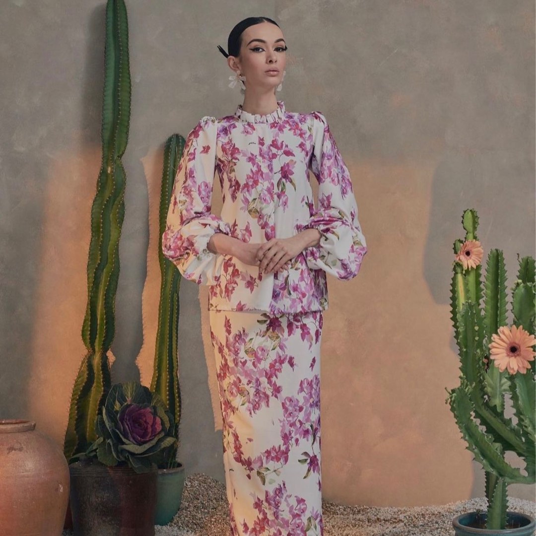 (Rent) PETRA 2021 Raya Collection, Women's Fashion, Muslimah Fashion ...