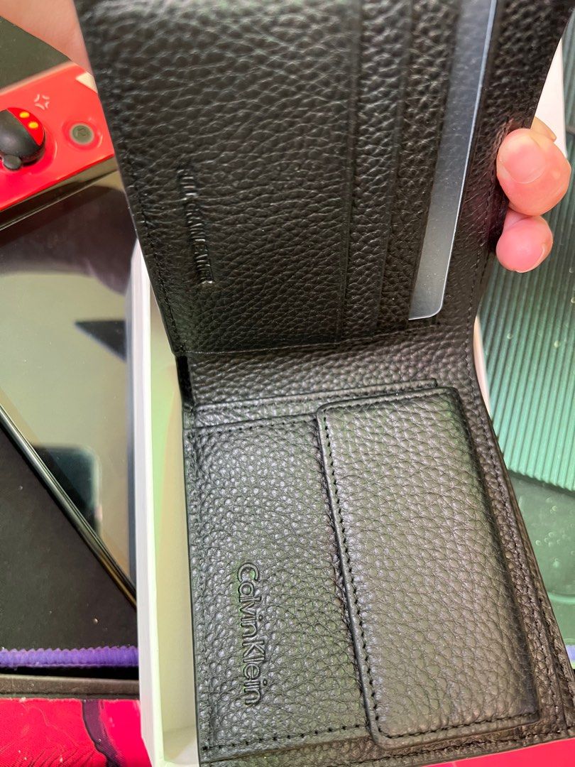 Rush!! Calvin Klein Wallet for men, Men's Fashion, Watches ...