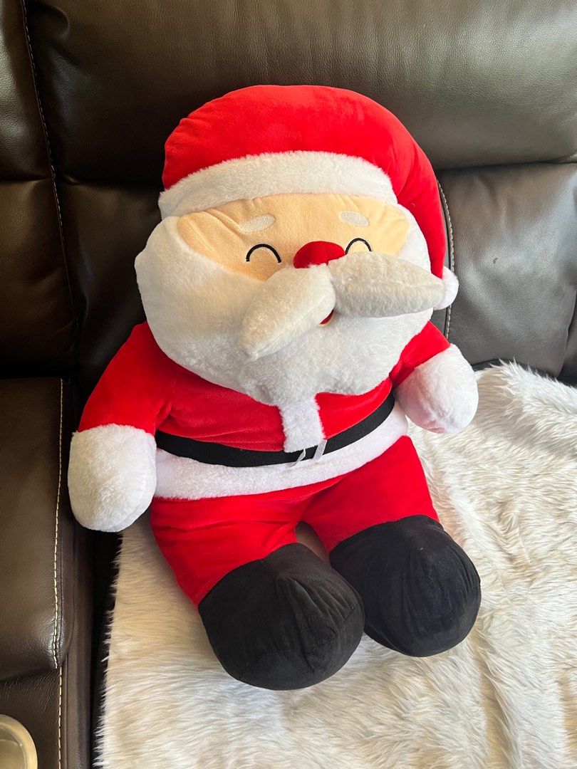 Santa Plushies, Hobbies & Toys, Toys & Games on Carousell