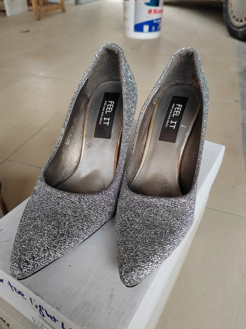 Silver Glitter Heels, Women's Fashion, Footwear, Heels on Carousell