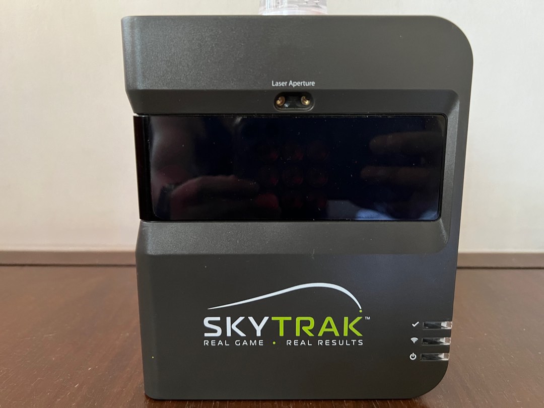 Skytrak launch monitor, Sports Equipment, Sports & Games, Golf on Carousell