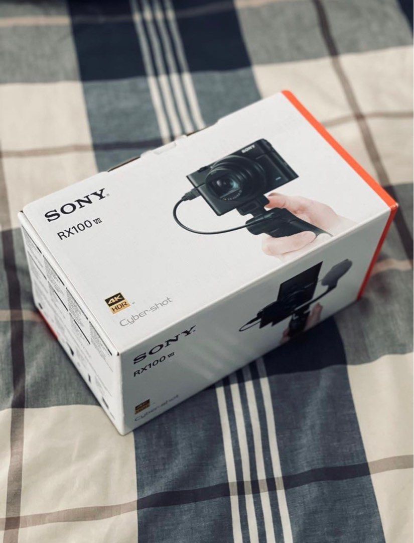 Sony Rx100 vii Camera, Photography, Cameras on Carousell