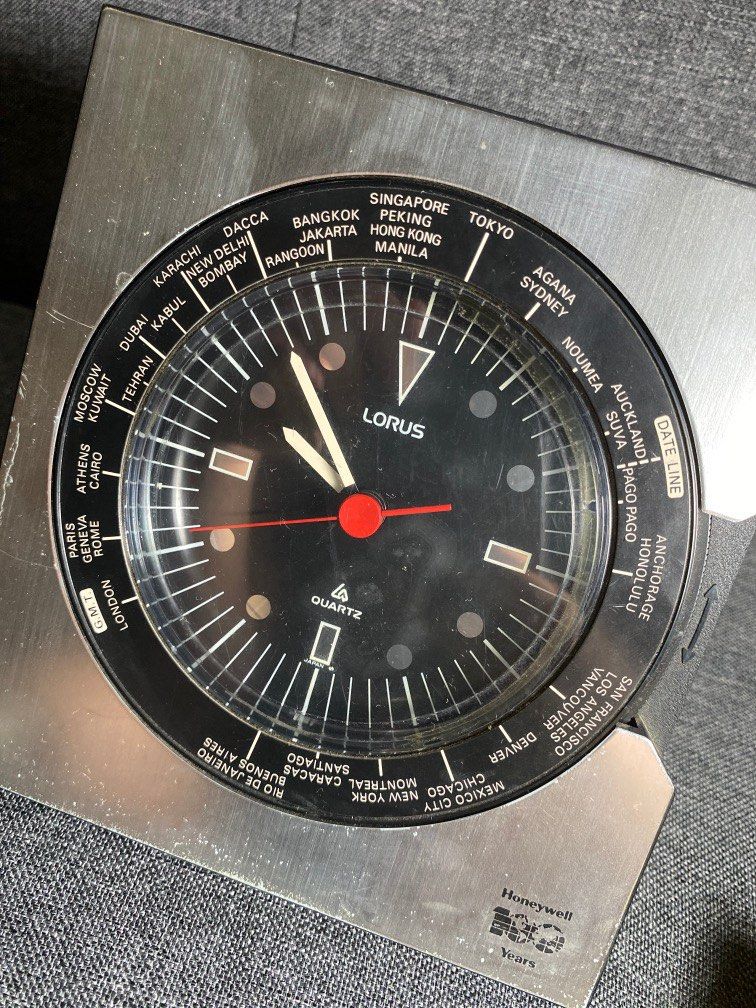 Space Age Seiko Lorus Quartz World Time Desk Clock, Japan, Hobbies ...