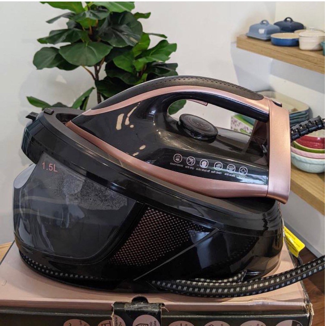 Steam iron rose gold 1.5L, Furniture & Home Living, Cleaning & Homecare ...