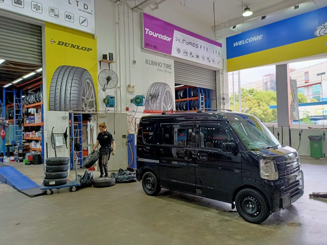 Suzuki Every 14 Inch Steel Rims with free cover, Car Accessories, Tyres ...