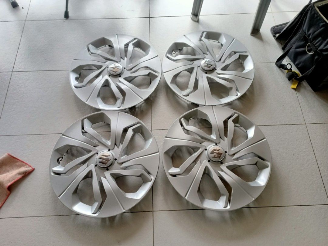 Suzuki Every 14 Inch Steel Rims with free cover, Car Accessories, Tyres ...