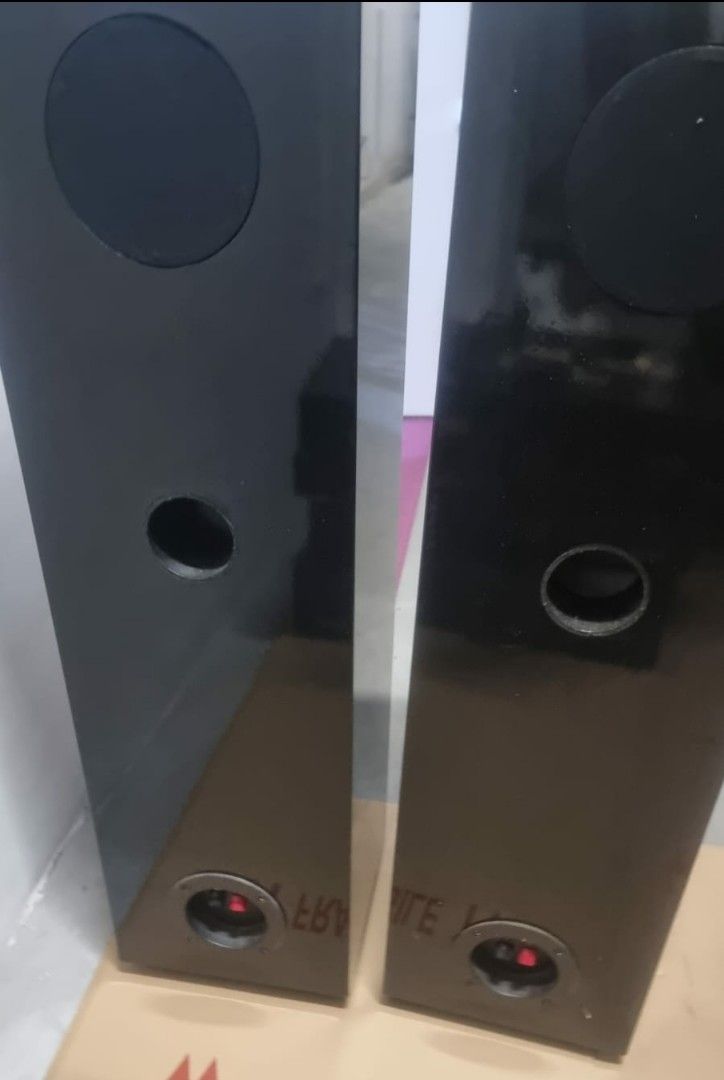 Technic Hi Fi System Set come with Technic SU-V470 amp, cd player ...